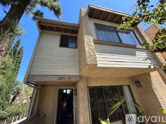 2 BR, 2 BA Apartment 10051 Topanga Canyon Blvd, Unit 15, Los Angeles, CA 91311