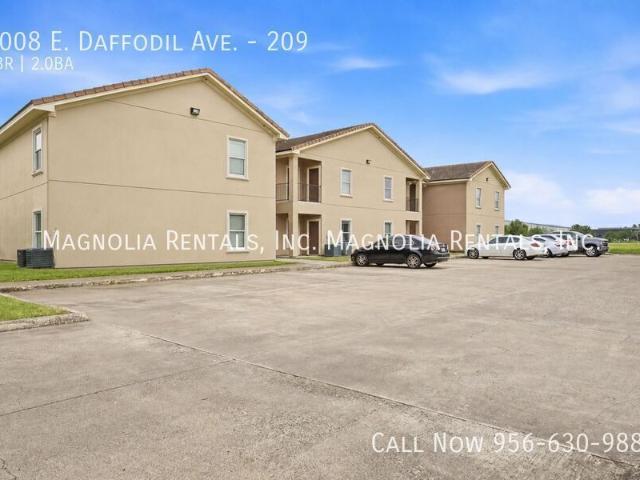 2 BR, 2 BA Apartment 1008 E. Daffodil Ave McAllen, TX 78501