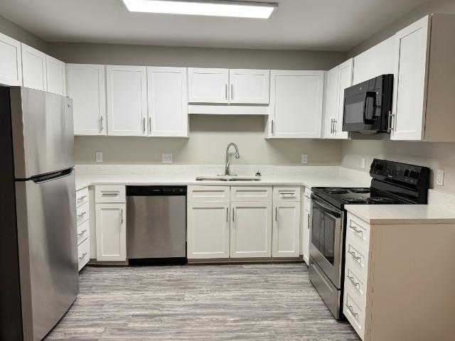 2 BR, 2 BA Apartment 100 Twin Oaks Lane Unit 1012, Hattiesburg, MS 39402