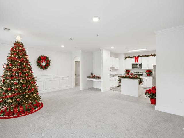 2 BR, 2 BA Apartment 100 Wesley Kensington Cir Unit 04208, Lithonia, GA 30038