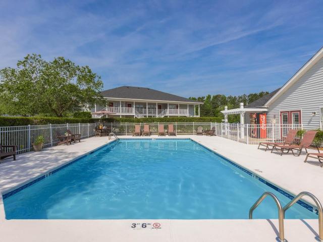 2 BR, 2 BA Apartment 100 Windsor Circle Unit 2000 204, Jacksonville, NC 28546