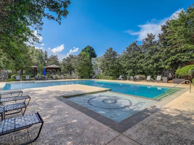 2 BR, 2 BA Apartment 100 Woodberry Place Unit 0316, Decatur, GA 30034
