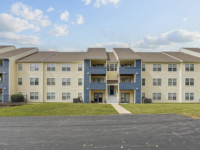 2 BR, 2 BA Apartment 100 A Valley Drive Unit 200 30, Milford, DE 19963