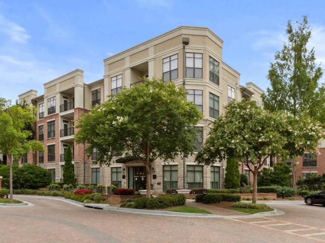 2 BR, 2 BA Apartment 100 Drexel Point Unit 6301, Atlanta, GA 30346