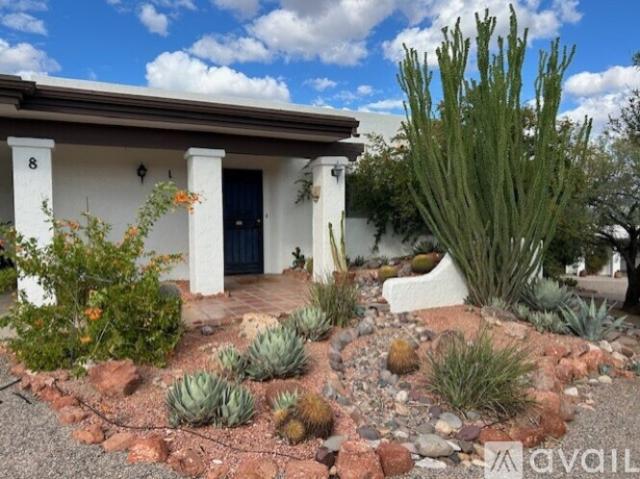2 BR, 2 BA Apartment 100 North Lazy Fox Drive, Unit 8, Wickenburg, AZ 85390