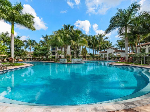 2 BR, 2 BA Apartment 100 NW 33rd Ave Unit 2 beds, 2 baths, $2458, Pompano Beach, FL 33069