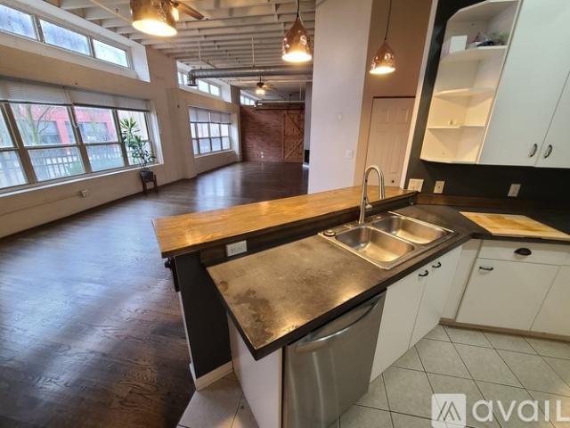 2 BR, 2 BA Apartment 100 South Huron Street, Unit 1A, Toledo, OH 43604