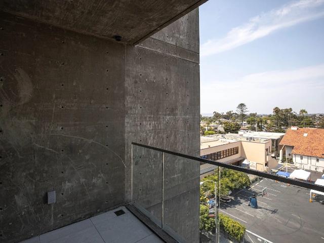 2 BR, 2 BA Apartment 1011 Fort Stockton Drive Unit 603, San Diego, CA 92103