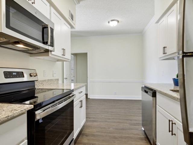 2 BR, 2 BA Apartment 10125 Siegen Ln Unit 10126C, Baton Rouge, LA 70810