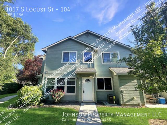 2 BR, 2 BA Apartment 1017 S Locust St, Nampa, ID 83686