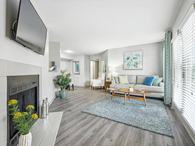 2 BR, 2 BA Apartment 10190 Allisonville Rd Unit 1113, Fishers, IN 46038