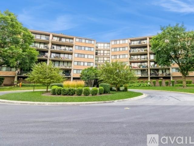 2 BR, 2 BA Apartment 101 Bar Harbour Road, Unit 5G, Schaumburg, IL 60193
