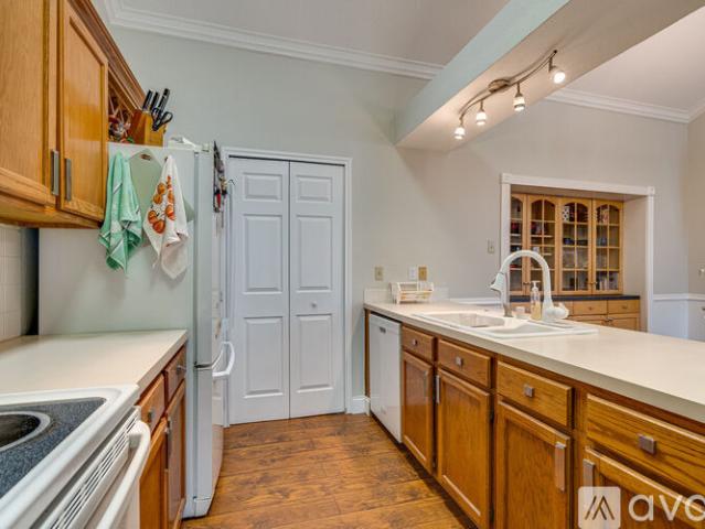 2 BR, 2 BA Apartment 10236 Quest Drive, Frisco, TX 75035