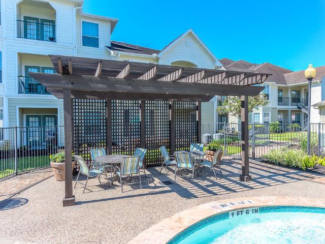 2 BR, 2 BA Apartment 1025 Dulles Ave Unit 01 415, Stafford, TX 77477