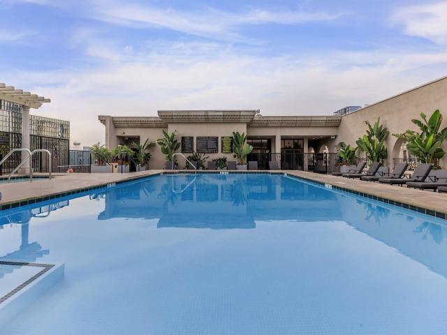2 BR, 2 BA Apartment 1026 S Broadway Unit 222, Los Angeles, CA 90015