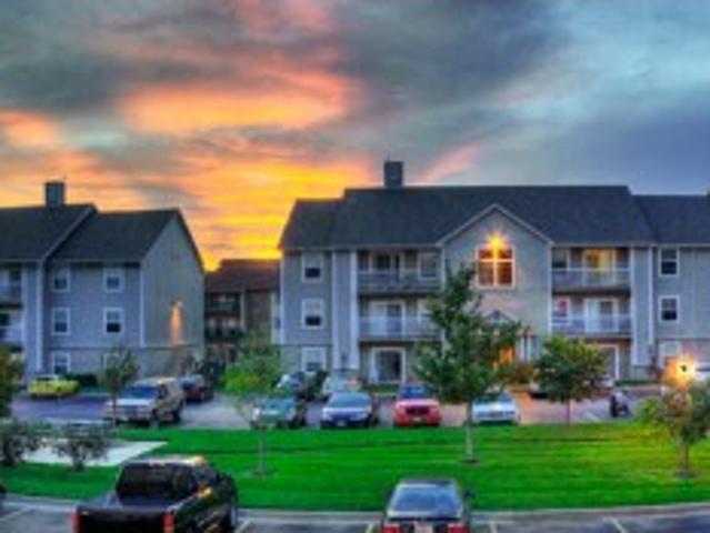 2 BR, 2 BA Apartment 1029 W Battlefield Unit B303, Springfield, MO 65807
