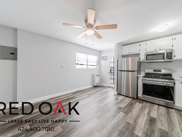 2 BR, 2 BA Apartment 1036 Normandie Avenue, Los Angeles, CA 90006