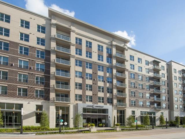 2 BR, 2 BA Apartment 10401 Town and Country Way Unit 606, Houston, TX 77024