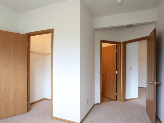 2 BR, 2 BA Apartment 1040 Windward Dr Unit 41 F, London, OH 43140