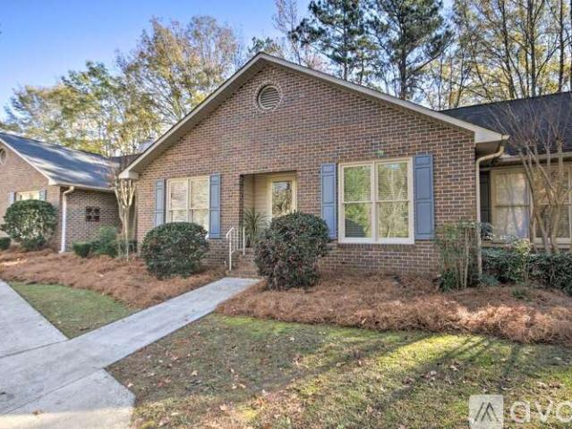 2 BR, 2 BA Apartment 104 Woodhaven Court, Unit 104, Greenwood, SC 29649