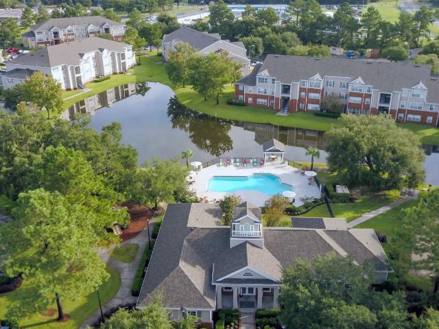 2 BR, 2 BA Apartment 104 Eagles Point Drive Unit 135 135 305, Brunswick, GA 31525