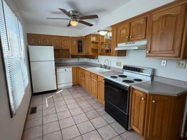 2 BR, 2 BA Apartment 104 S Short St Apt, Catlin, IL 61817