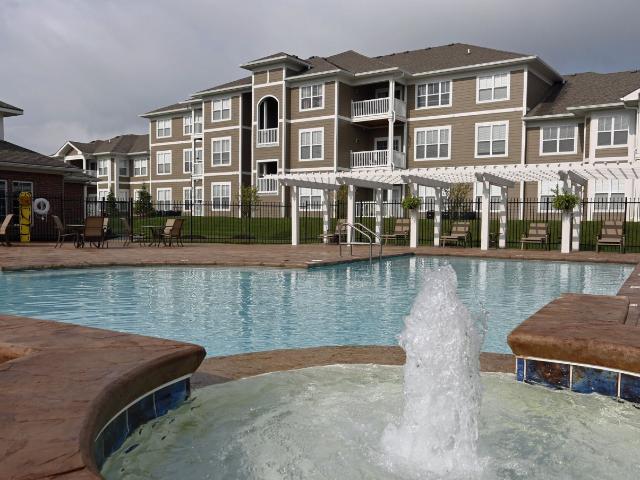 2 BR, 2 BA Apartment 10501 Day Lily Drive Unit 732, Fort Wayne, IN 46825