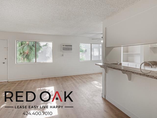 2 BR, 2 BA Apartment 10535 Lindley Ave, Northridge, CA 91326
