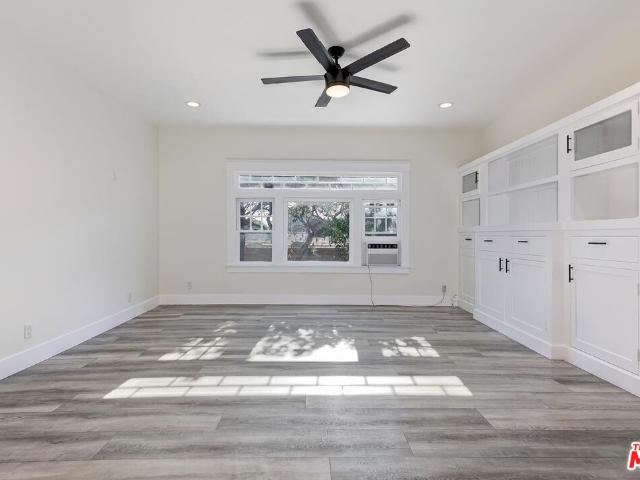 2 BR, 2 BA Apartment 1054 Maine Avenue, Long Beach, CA 90813