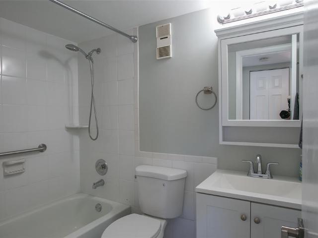 2 BR, 2 BA Apartment 10557 Northwest 10th Street, Hollywood, FL 33026