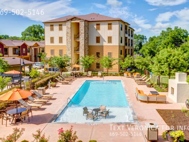 2 BR, 2 BA Apartment 105 W. 51st, Austin, TX 78751