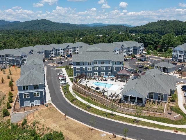 2 BR, 2 BA Apartment 105 Sweeten Grass Hill Unit 1 206, Arden, NC 28704