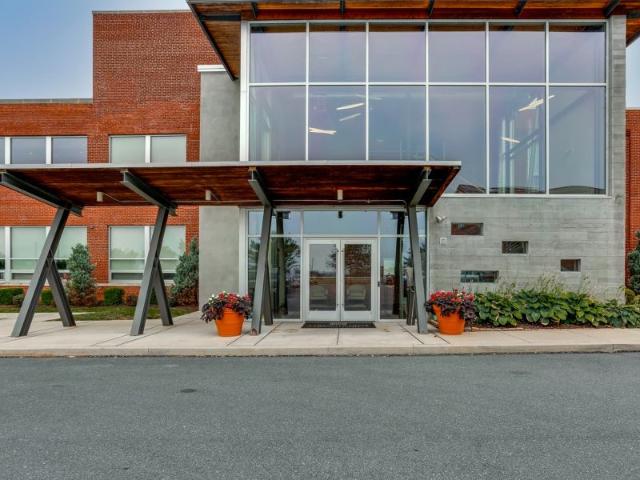 2 BR, 2 BA Apartment 1060 North Charlotte Street Unit 212, Lancaster, PA 17603