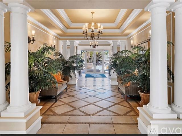 2 BR, 2 BA Apartment 1064 North Tamiami Trail, Unit 1320, Sarasota, FL 34236
