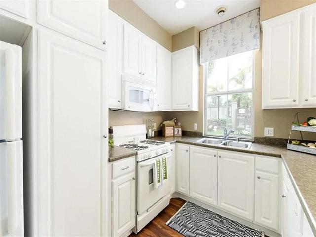 2 BR, 2 BA Apartment 10676 Veronica Lane Unit 23 103, Ventura, CA 93004