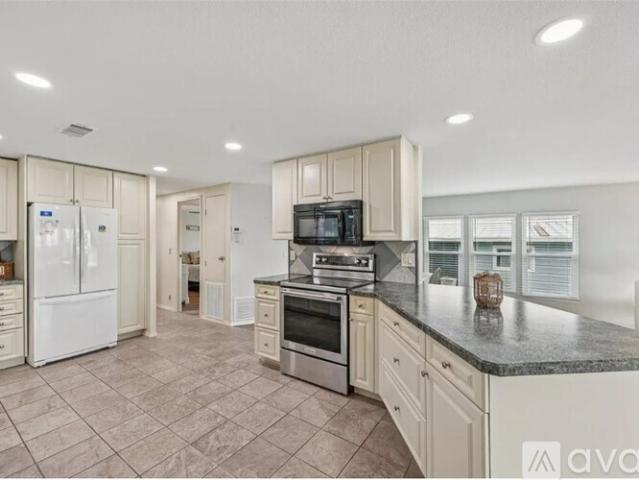 2 BR, 2 BA Apartment 106 Lazy River Road, North Port, FL 34287