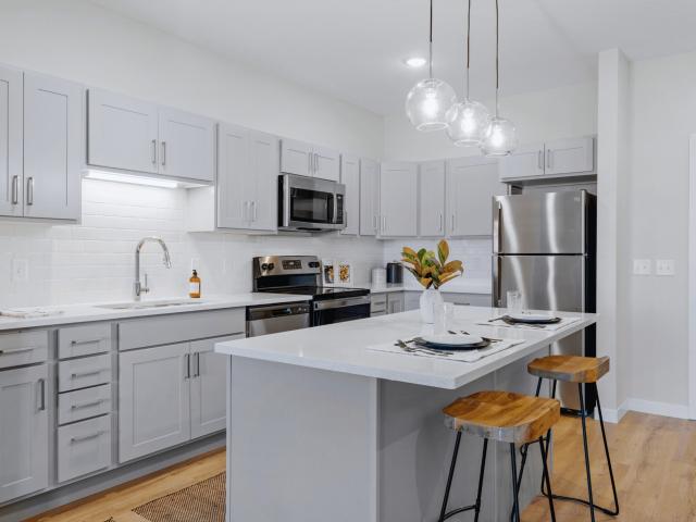 2 BR, 2 BA Apartment 10717 Austin Street Unit 337, Minneapolis, MN 55449