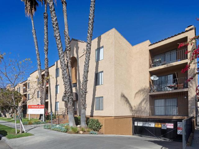 2 BR, 2 BA Apartment 10711 Woodbridge Street Unit 205, North Hollywood, CA 91602