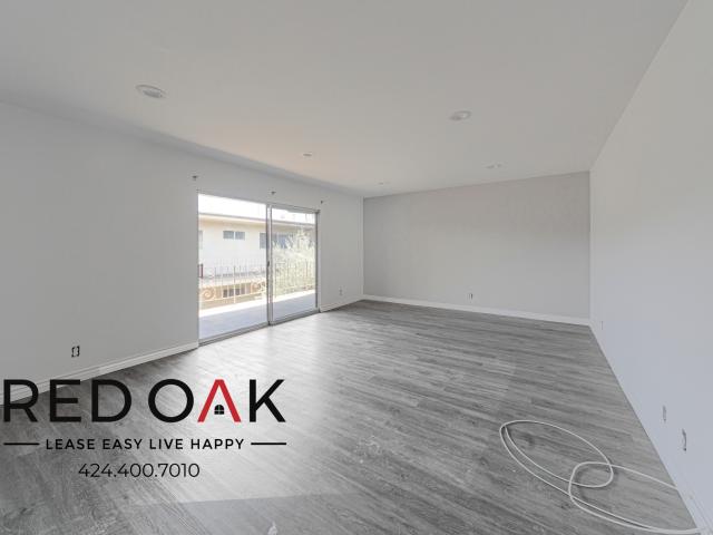 2 BR, 2 BA Apartment 10741 Moorpark St, North Hollywood, CA 91602