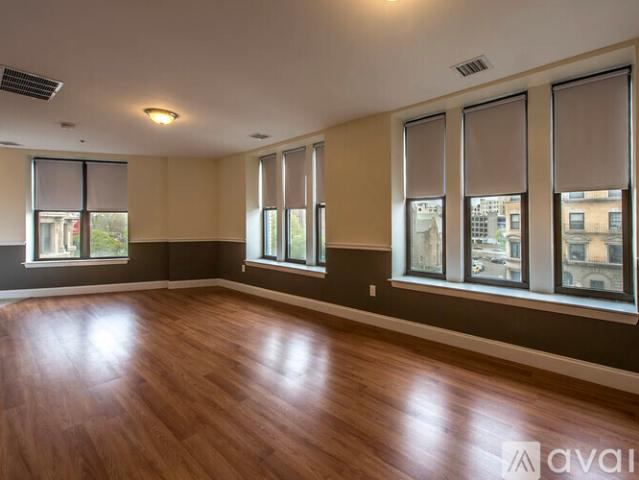 2 BR, 2 BA Apartment 1078 Boylston St, Unit 4, Boston, MA 02115