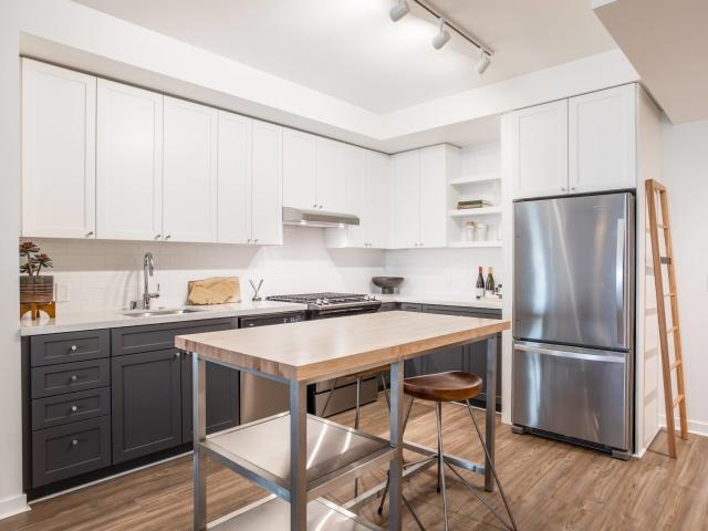 2 BR, 2 BA Apartment 1080 Jones Street Unit 443, Berkeley, CA 94710