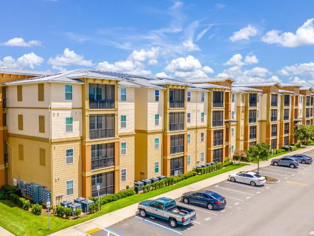 2 BR, 2 BA Apartment 10816 NE 87th Loop Unit 13A 215, The Villages, FL 32162