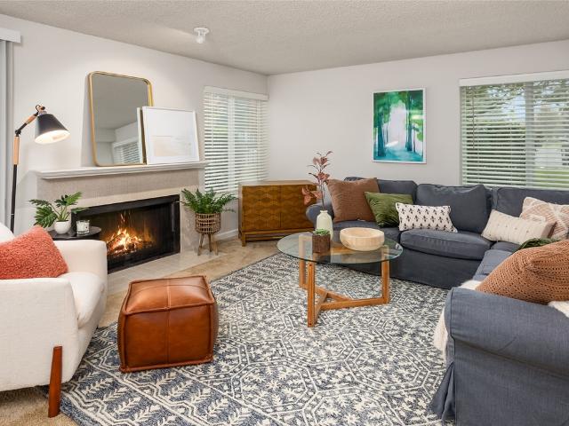 2 BR, 2 BA Apartment 10811 Southeast 239th Place Unit 1 H204, Kent, WA 98031