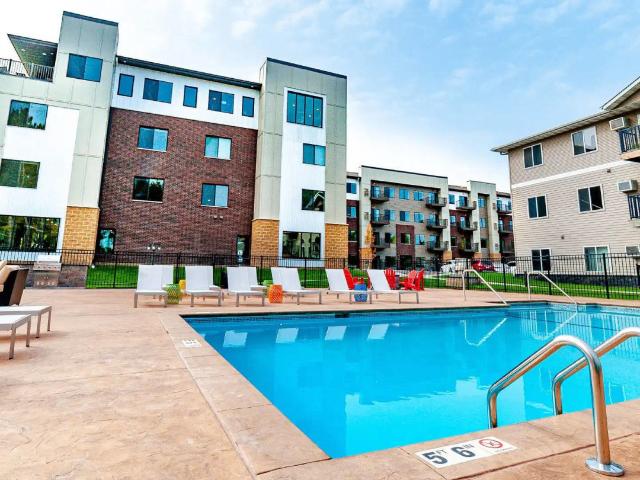 2 BR, 2 BA Apartment 1081 4th St. SW Unit 225, Forest Lake, MN 55025