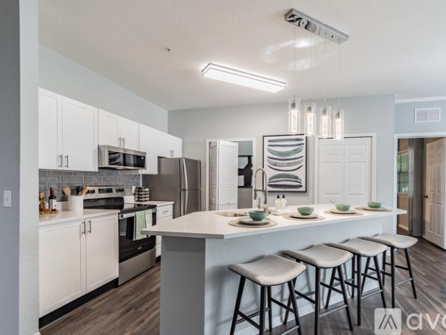 2 BR, 2 BA Apartment 10821 Cross Creek Boulevard, Unit 02 17987, Tampa, FL 33647