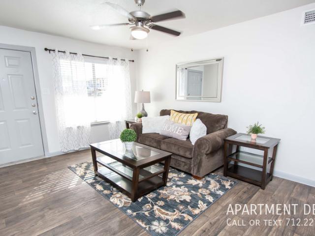 2 BR, 2 BA Apartment 10887 Richmond AveÂ, Houston, TX 77042