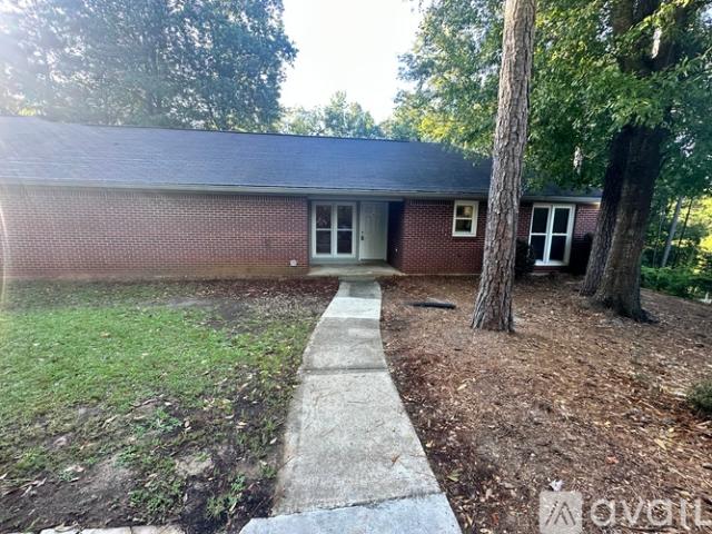 2 BR, 2 BA Apartment 1088 Pierce Road, Unit Unit B, Phenix City, AL 36867