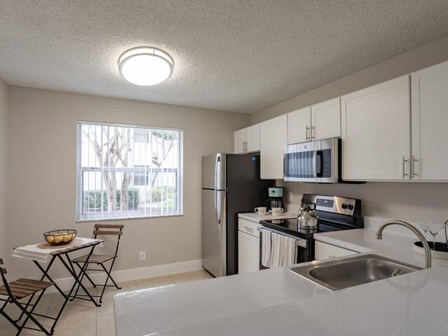 2 BR, 2 BA Apartment 10931 Northwest 39th Street Unit 12 203, Fort Lauderdale, FL 33351
