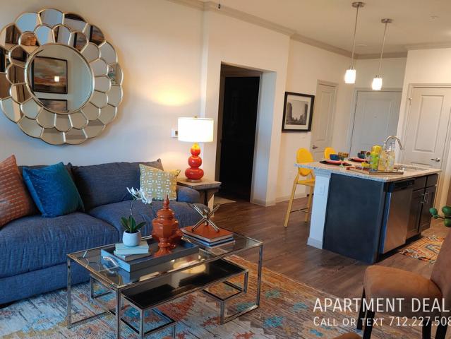 2 BR, 2 BA Apartment 10961 Eagle DrÂ, Mont Belvieu, TX 77523