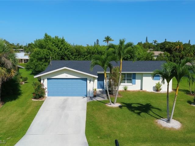 2 BR, 2 BA Apartment 109 Southeast 46th Lane, Cape Coral, FL 33904